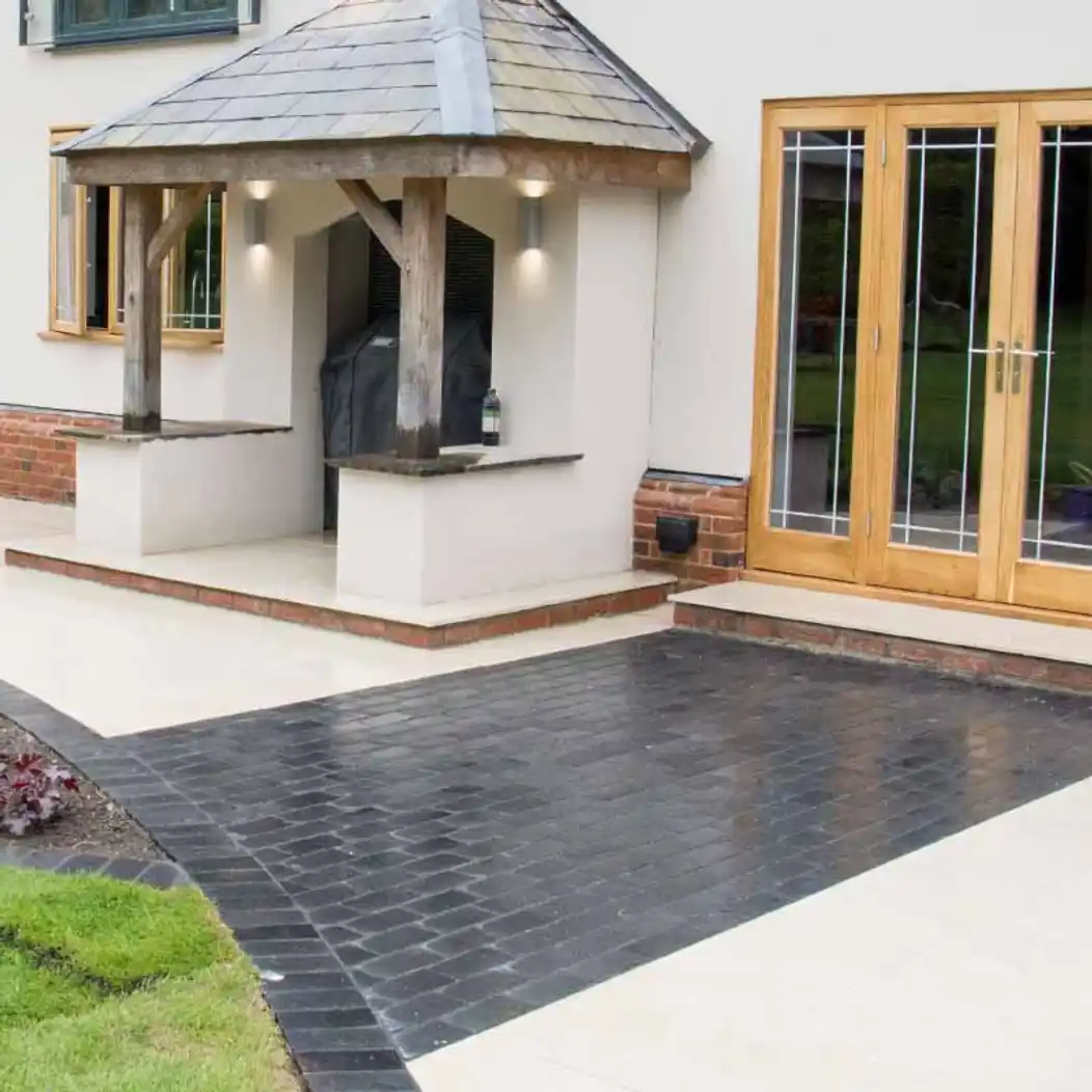 Midnight Black Limestone | Setts