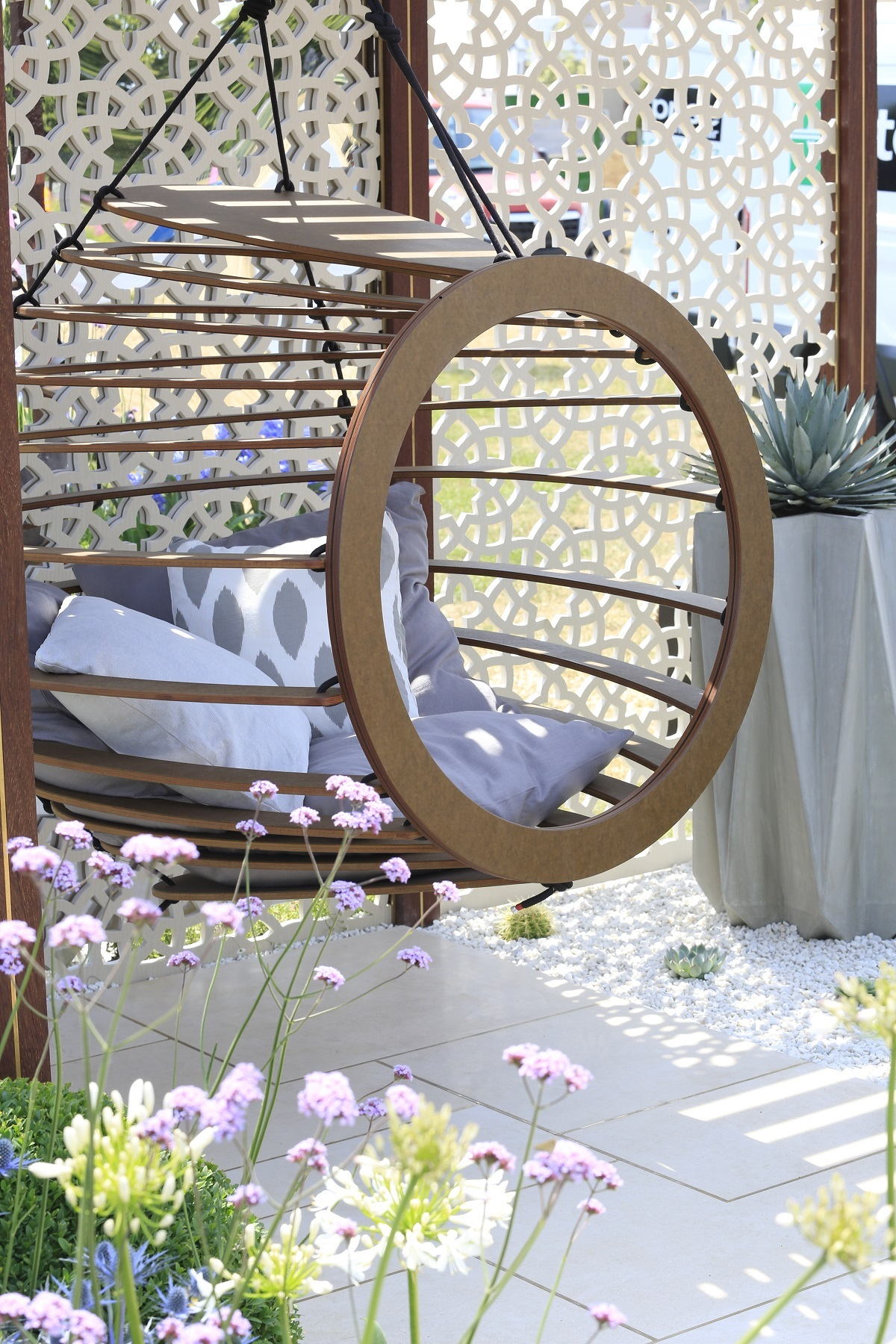 Bespoke Paving | How To Cut Slabs