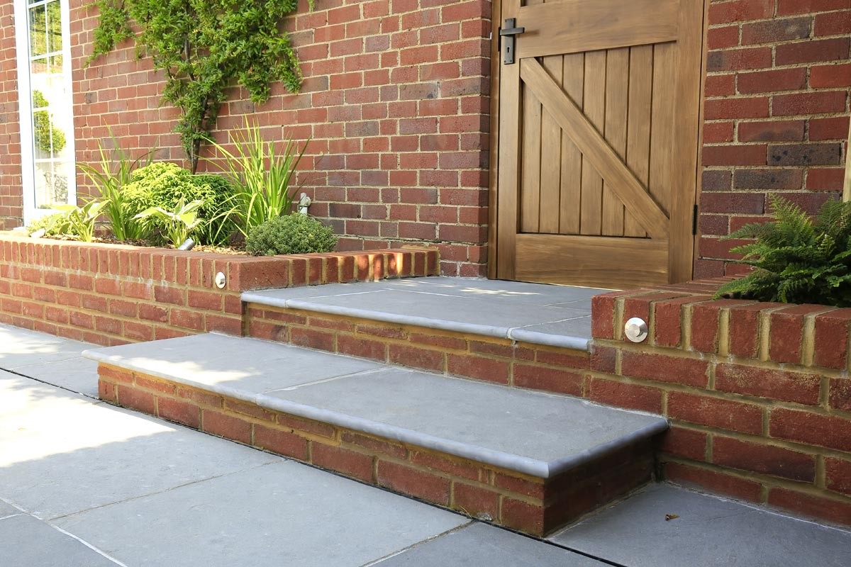 Graphite Grey Limestone | Outdoor Step